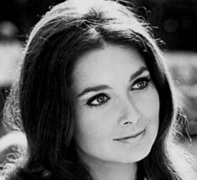 Suzanne Pleshette Measurements, Bio, Height, Weight, Shoe and More ...