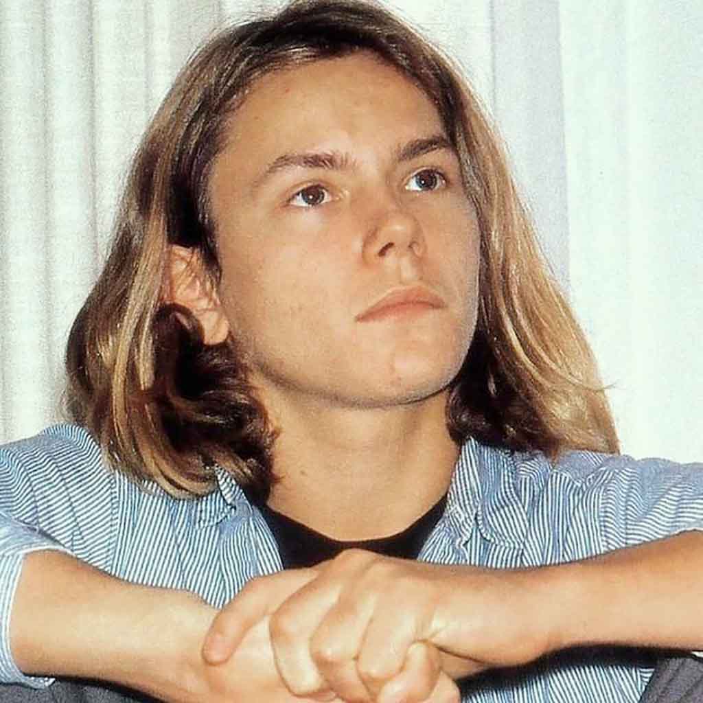 Every Fact You Need To Know About River Phoenix - The Tiger News