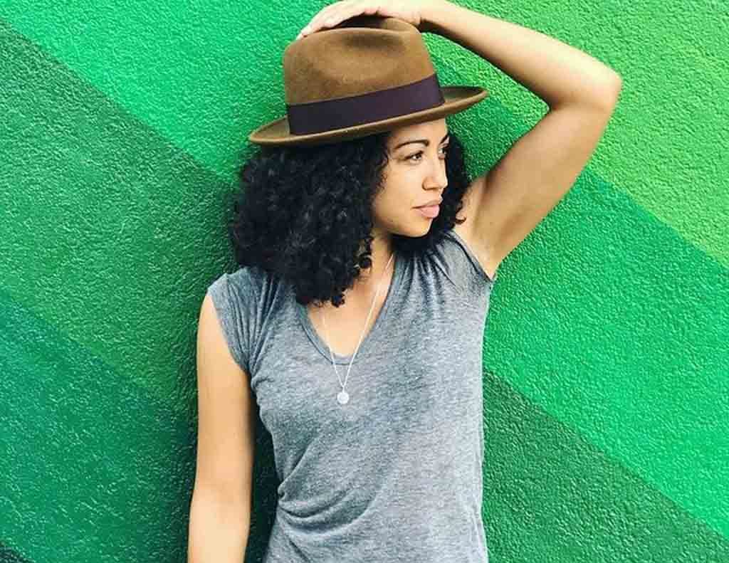 Every detail you want to know about Riann Steele