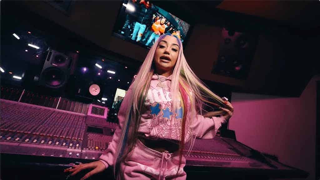 Rella Gz: All About the Life of A Rapper