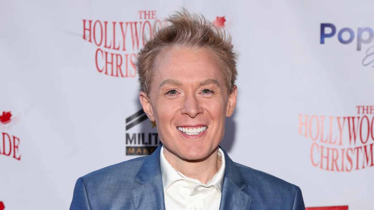 All Details You Want to Know About the Singer Clay Aiken